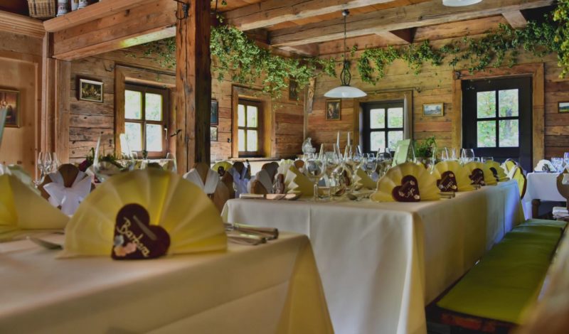 How to Plan Your Wedding Program Flow | Nuptials