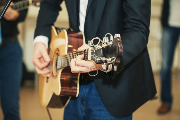 Exploring Filipino Wedding Traditions: The Money Dance | Nuptials